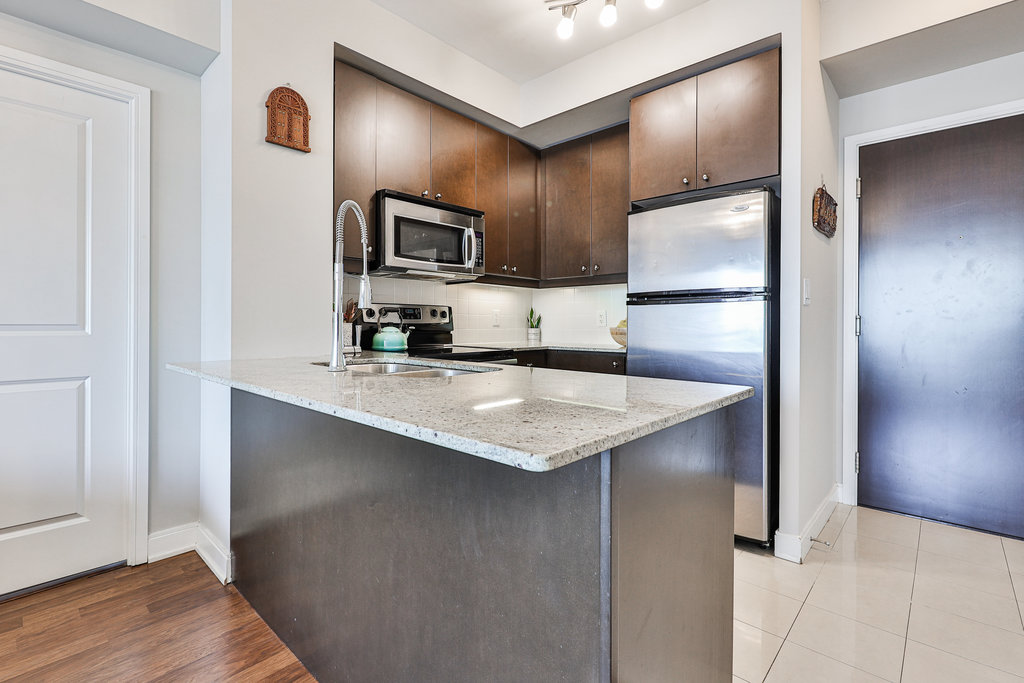 50 Absolute Avenue : Unit 801, Mississauga | Phinney Real Estate